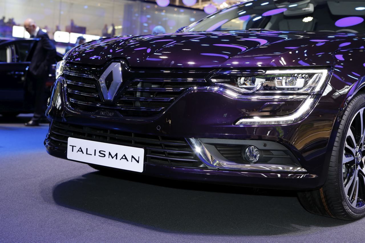 Renault Talisman Initiale Paris : le break premium de Renault - Photo ...