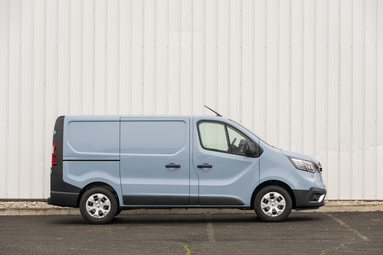 Essai Renault Trafic (2022). Remise à niveau réussie pour l'utilitaire ...