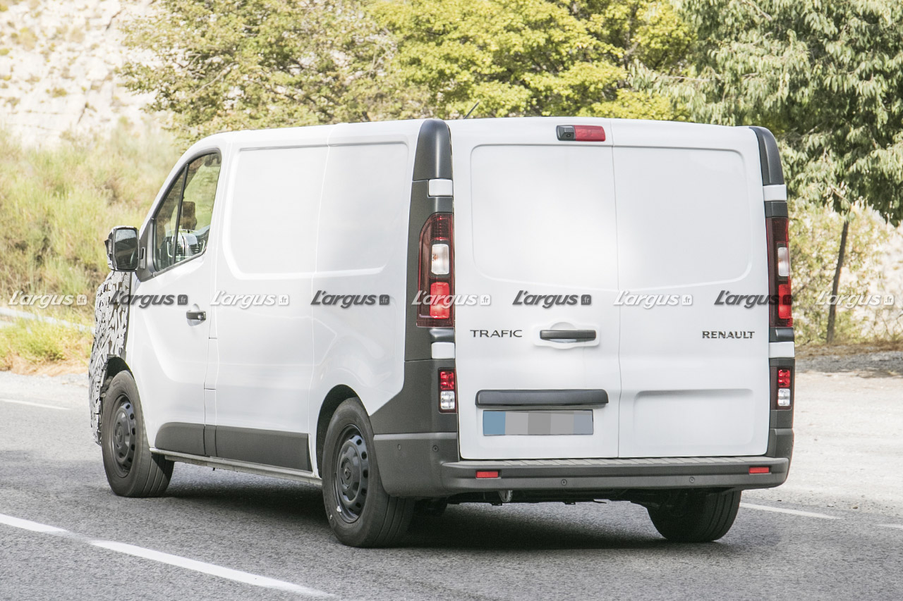 Photo 9 - Renault Trafic (2021). Un nouvel habitacle pour la version ...