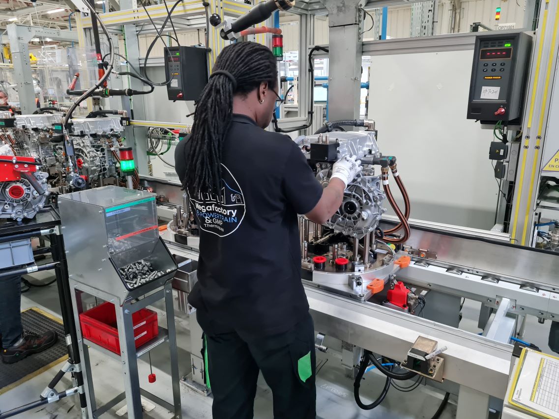 Diaporama et photos - Renault Cléon. 600 000 moteurs électriques ...