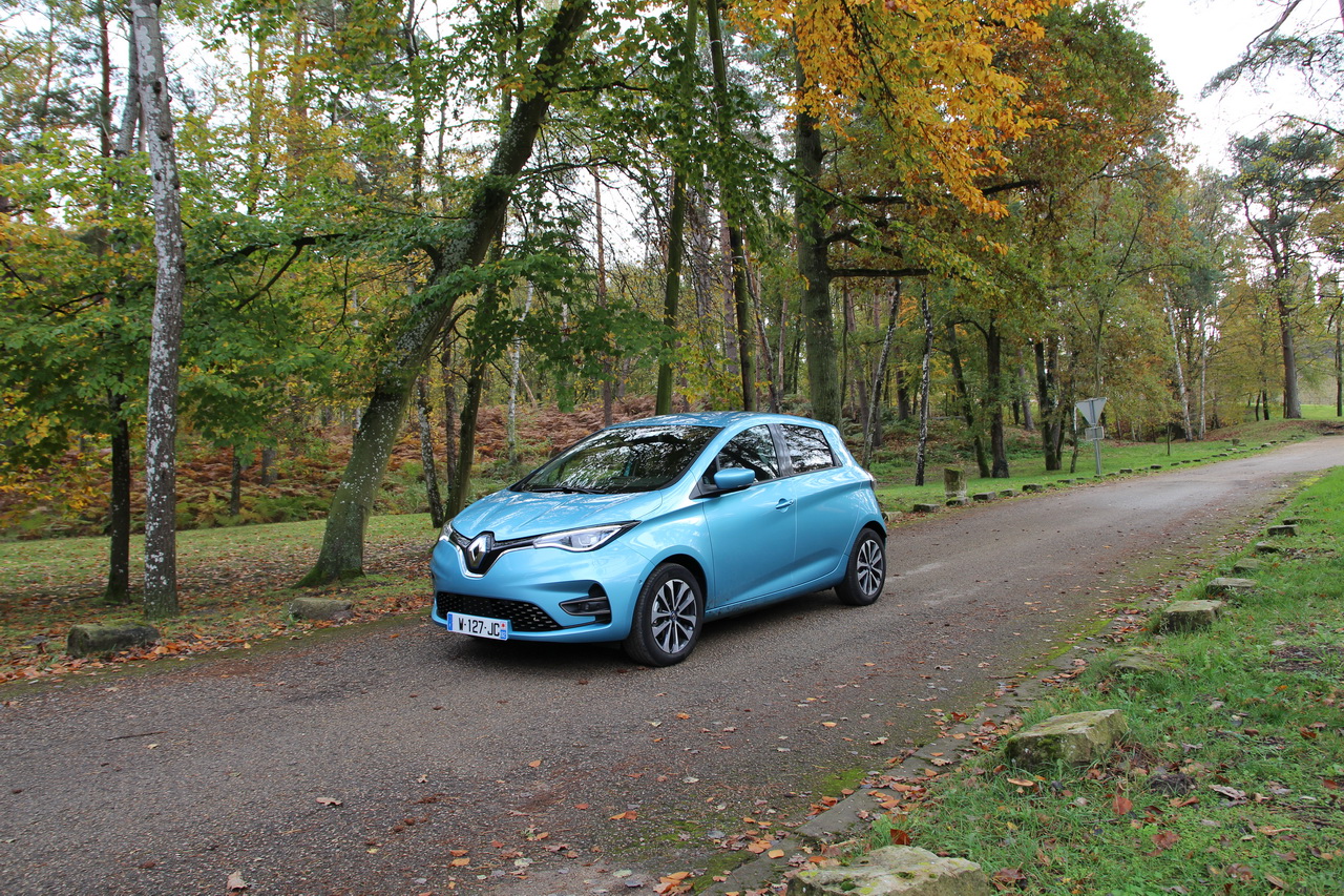 Diaporama et photos - Renault Zoé 2 : le test vérité sur son autonomie ...