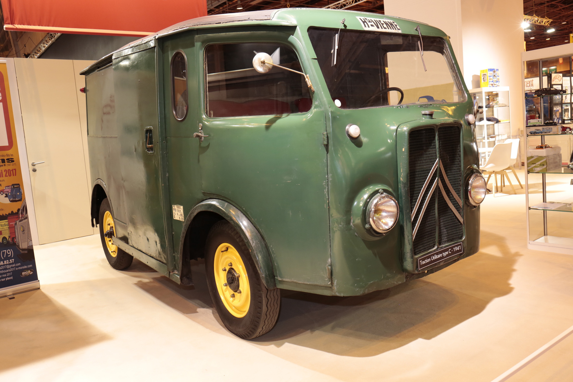 Photo 2 - Citroën TUB - Rétromobile 2017 : Citroën met ses utilitaires ...