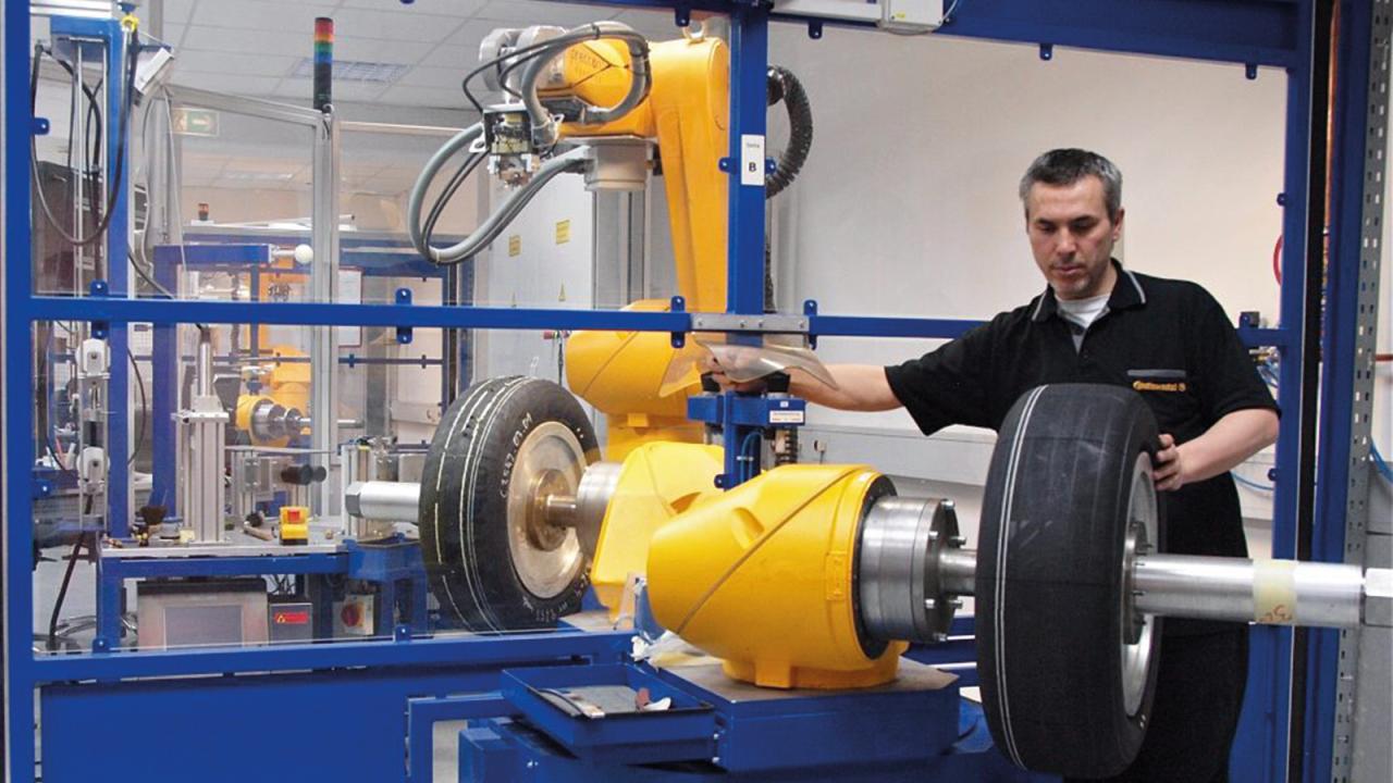 Diaporama et photos - Le nombre de robots dans les usines françaises a ...