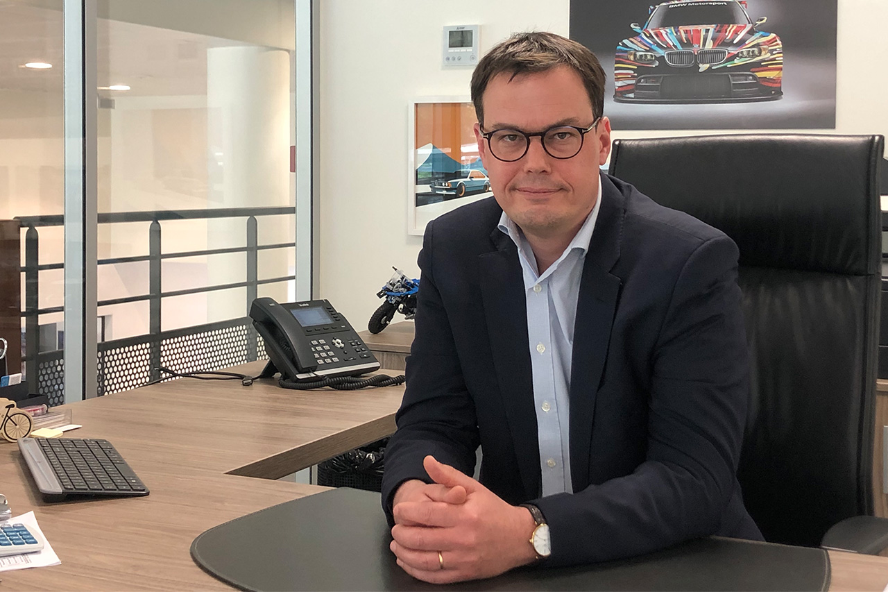 Photo 4 - Saga groupe Sabrié panel Peugeot BMW - Saga groupe Sabrié. Le ...