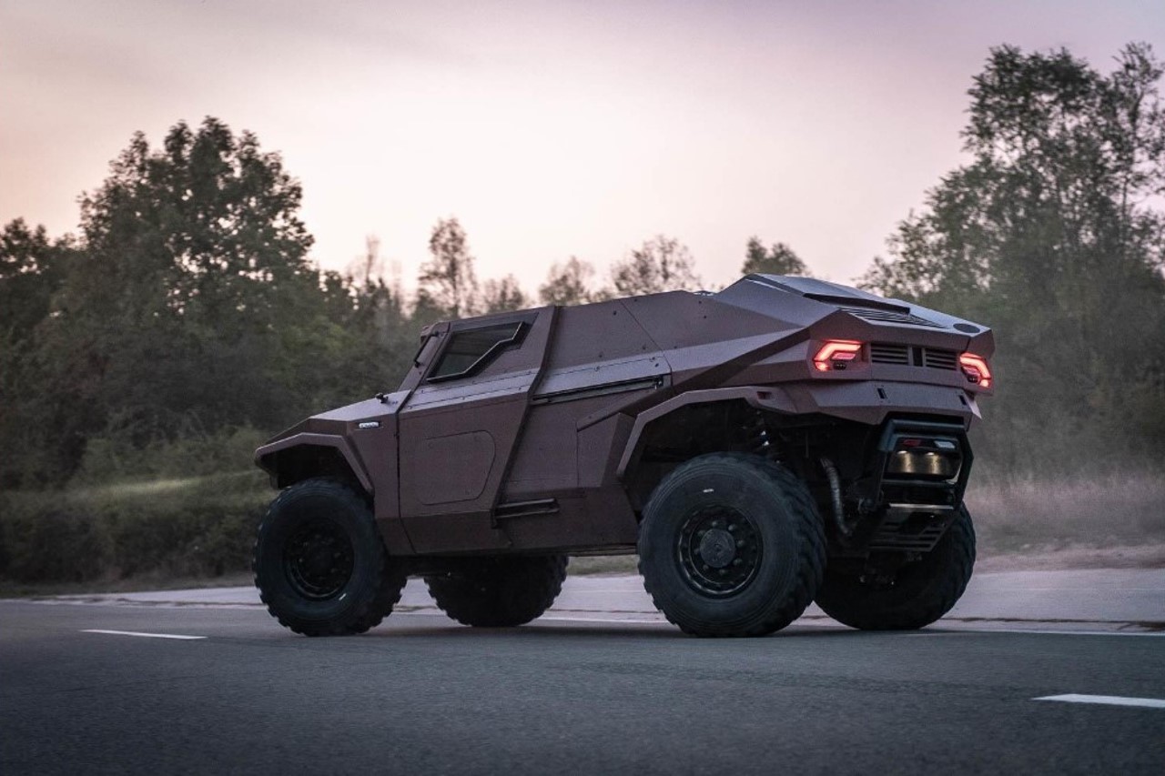 Arquus Scarabée (2021). Le tout-terrain militaire hybride de 400 ch