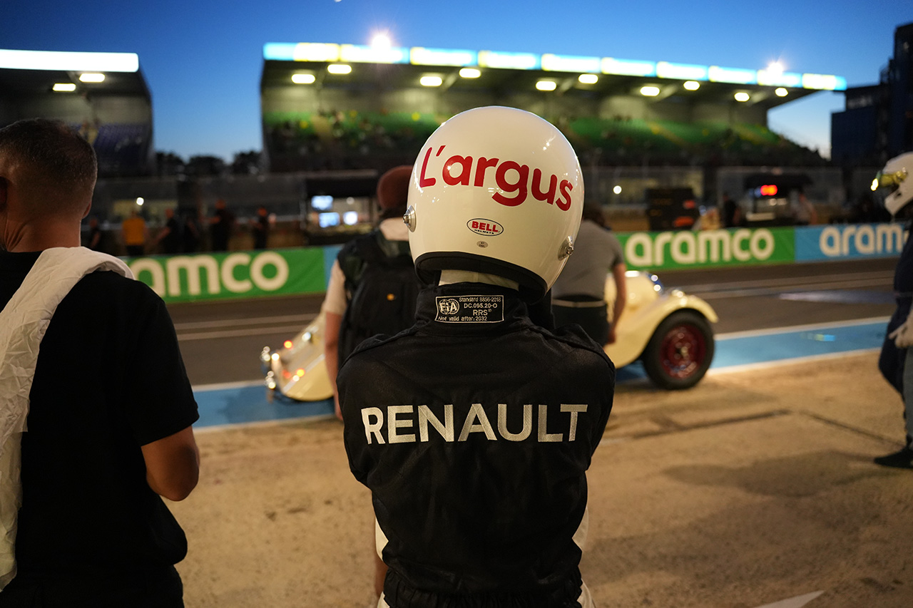 Photo 18 - renault argus 4CV le mans classic - Mans Classic 2022. Le ...