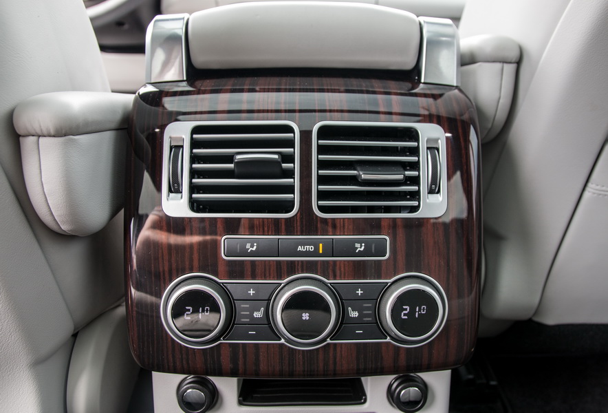 Diaporama et photos - Land Rover Range Rover vs Suzuki Ignis : le duel ...