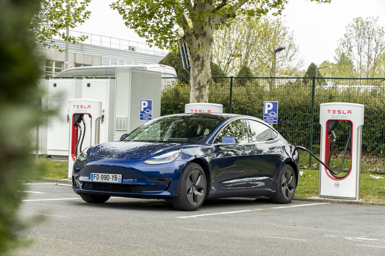 Photo 2 - tesla model 3 prix et et test autonomie 2019 - Essai Tesla ...