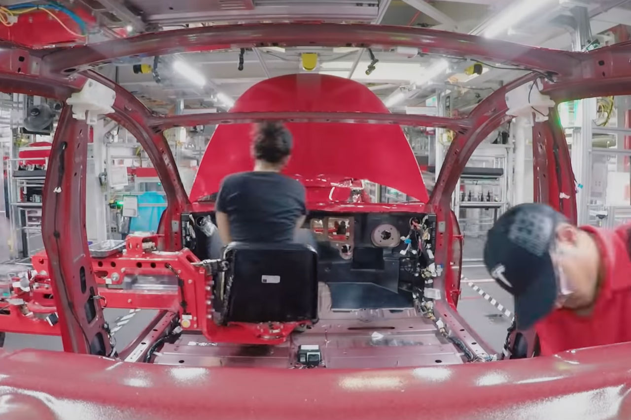 Photo 1 - tesla model 3 production - Tesla Model 3 : découvrez la ...