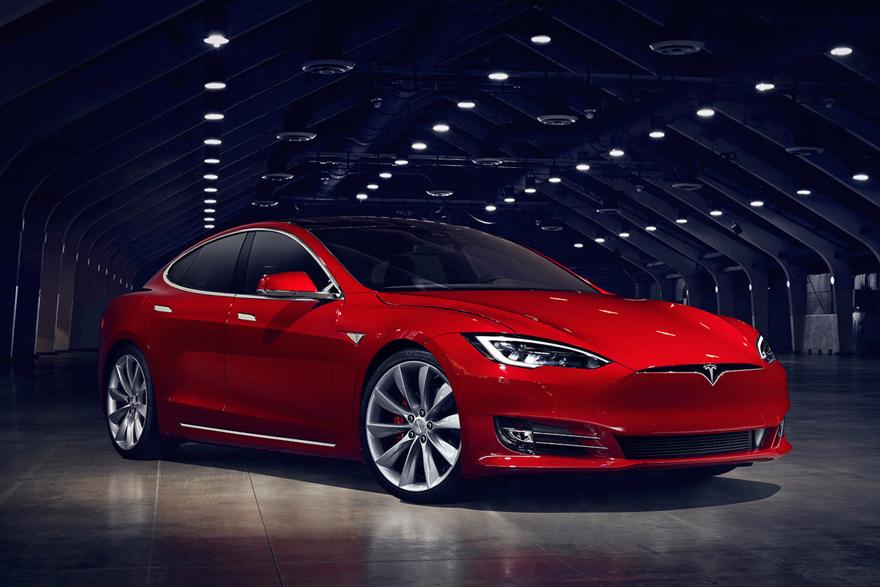 Tesla met à jour les Model S et X avec des versions P100D