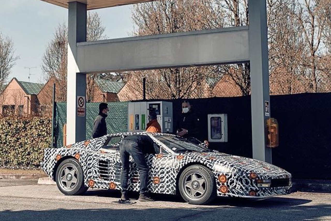 Ferrari Testarossa (1984). Une version modernisée en préparation