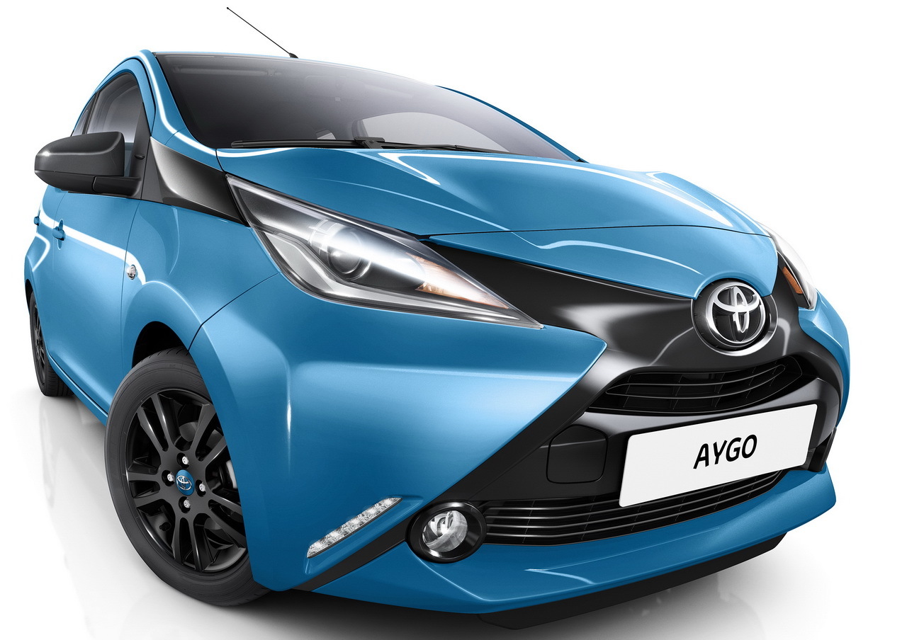 Photo 3 - Toyota Aygo x-cite Bleu Cyan 2015 - Toyota Aygo (2015 ...
