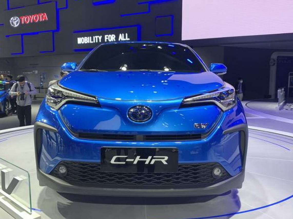 Toyota C-HR. Le SUV compact passe à l'électrique