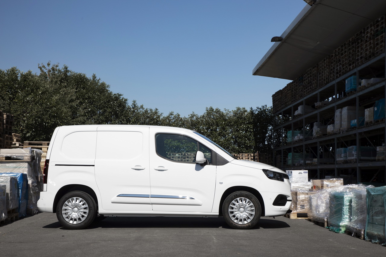 Diaporama et photos - Essai Toyota Proace City : la première ...