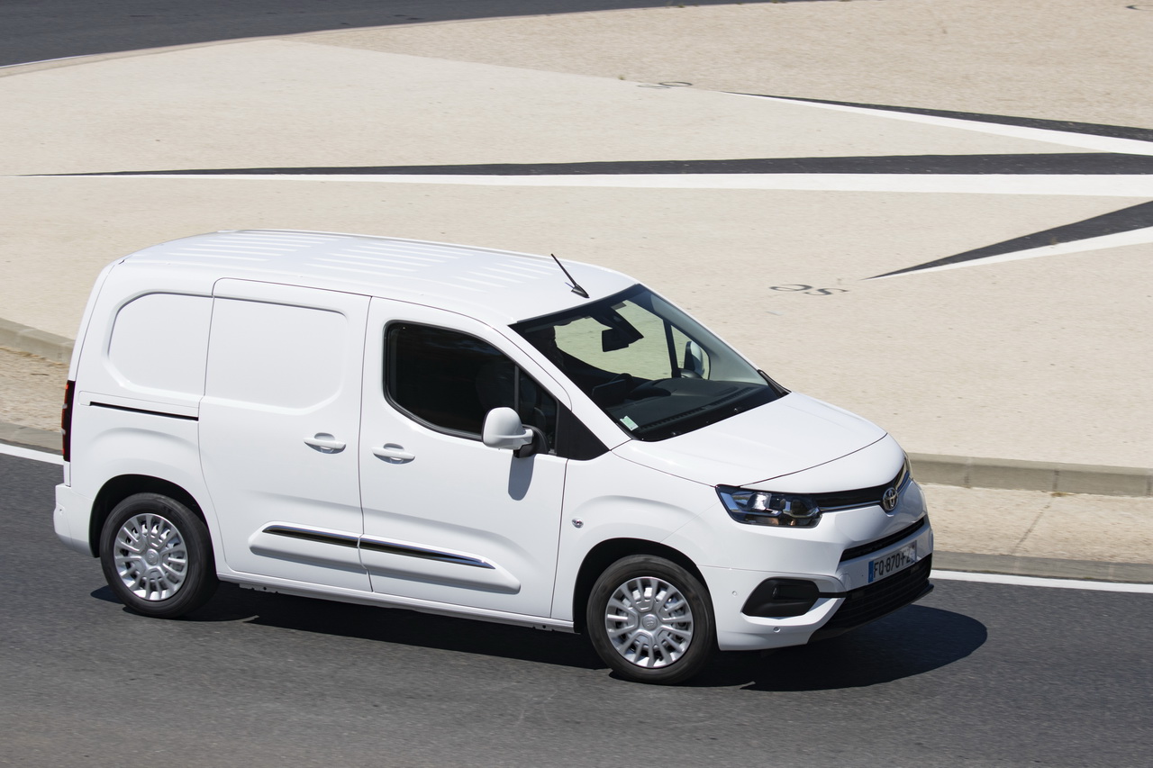 Photo 8 - Toyota Proace City 1.5 D-4D 100 prix - Essai Toyota Proace ...