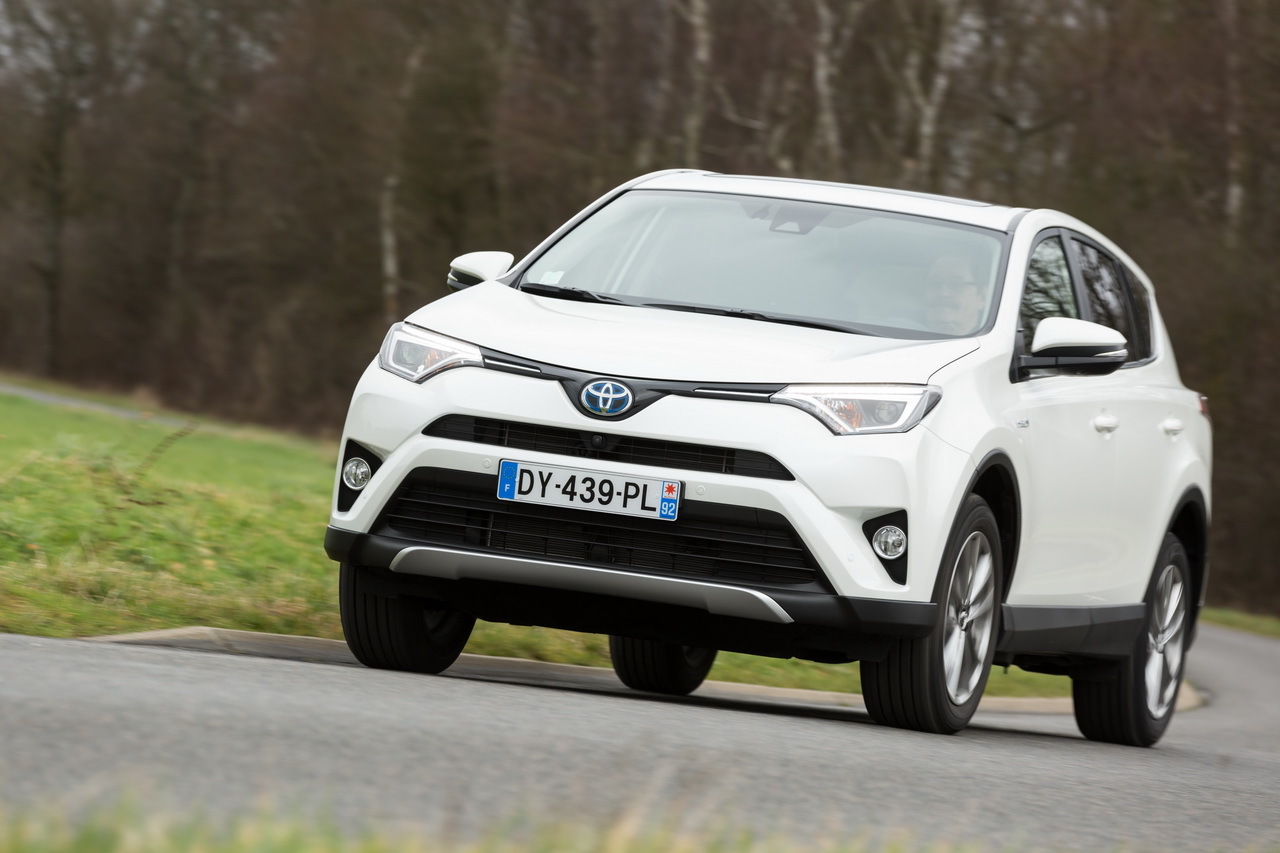 Photo 21 - Essai Toyota RAV4 : diesel ou hybride, lequel choisir en 2016