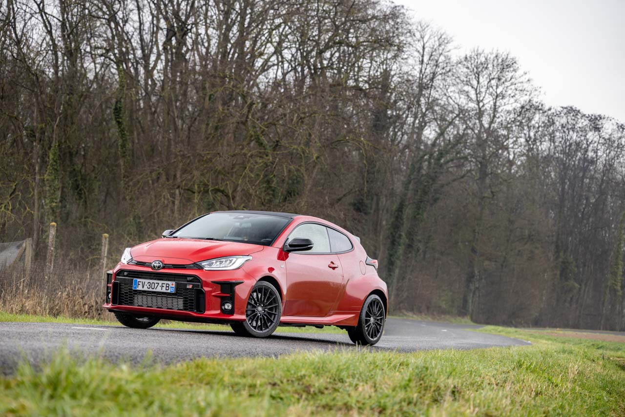 Photo 3 - Yaris GR rouge intense - Toyota Yaris GR : Track ou Pack ...