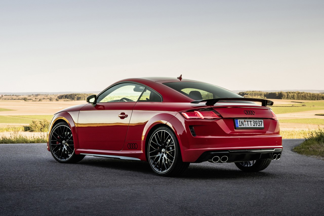 Audi TT (2021). Prix des séries spéciales Héritage et Compétition Plus