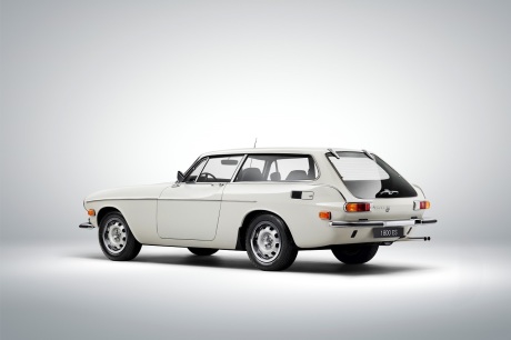 Peugeot e-Legend : nous avons imaginé une version break de chasse