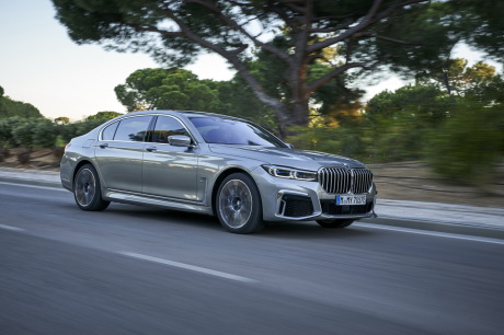 Essai BMW 745e hybride (2019) : douceur, puissance et majesté