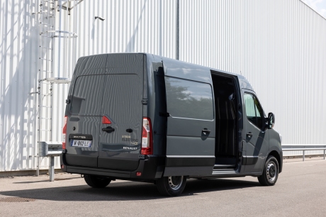 Bilan essai Renault Master E-Tech, fiche technique et prix