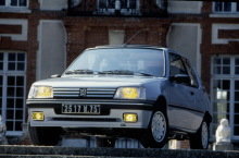 A saisir. Une Peugeot 205 GTI... turbo diesel