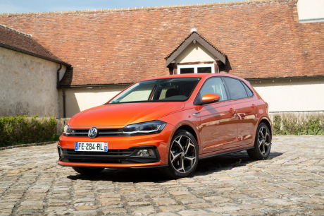 Renault Clio 5 vs Volkswagen Polo : premier match en vidéo