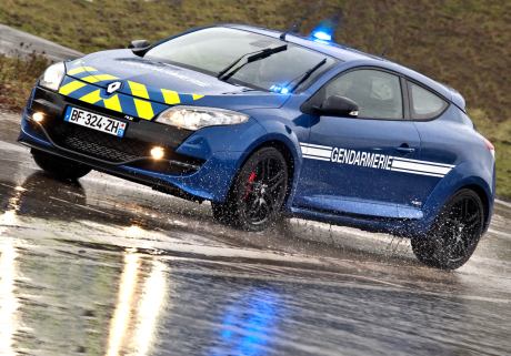 Et si ? : la future Alpine était livrée à la gendarmerie