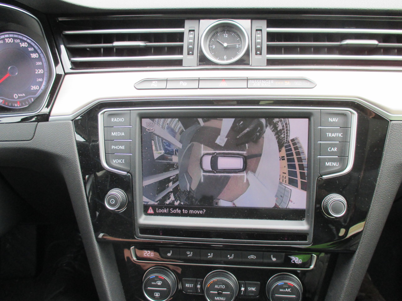 Valeo ajoute de la 3D dans l'aide au stationnement - Photo #1 - L'argus