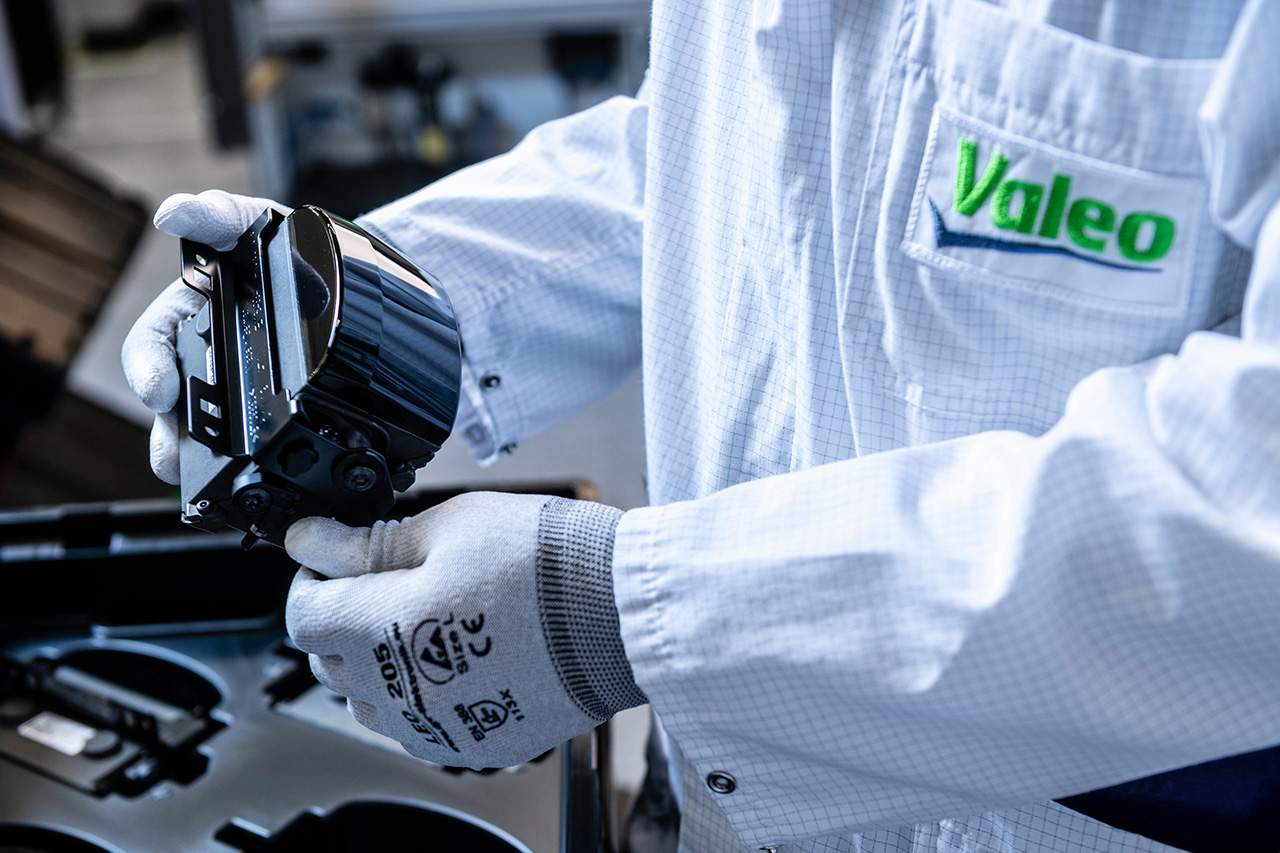 Saga Valeo. La couleur de l'innovation durable