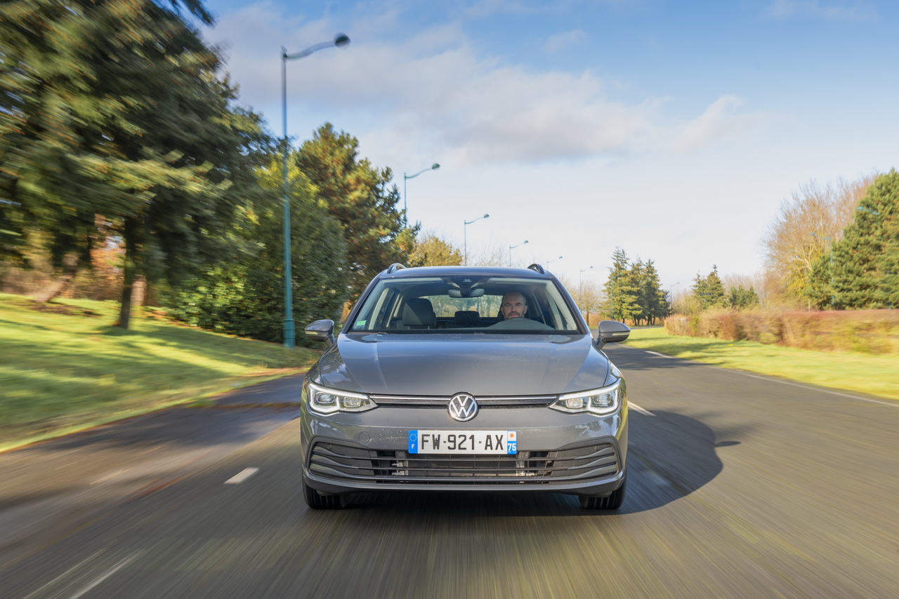 Photo 5 - golf 8 sw eTSI dsg - Essai Volkswagen Golf SW (2021) : le ...