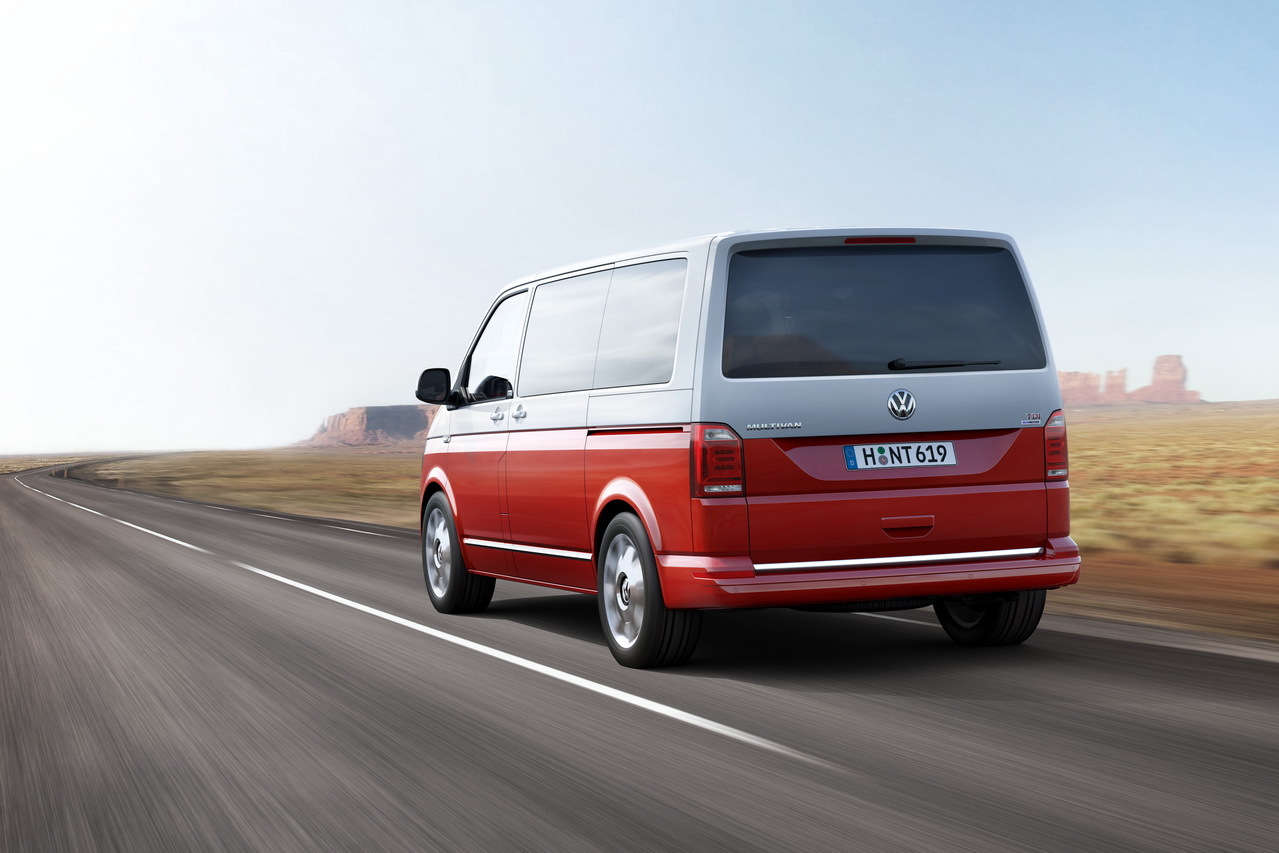 Photo 3 - Volkswagen Multivan 2015 T6 rouge et blanc Generation Six ...