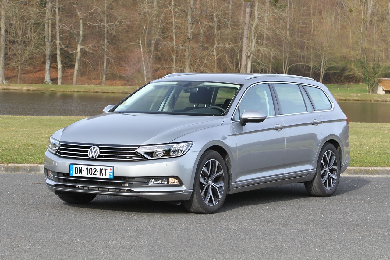 Photo 14 - Test Volkswagen Passat SW TDI 150 : le break de l'année 2015 ...