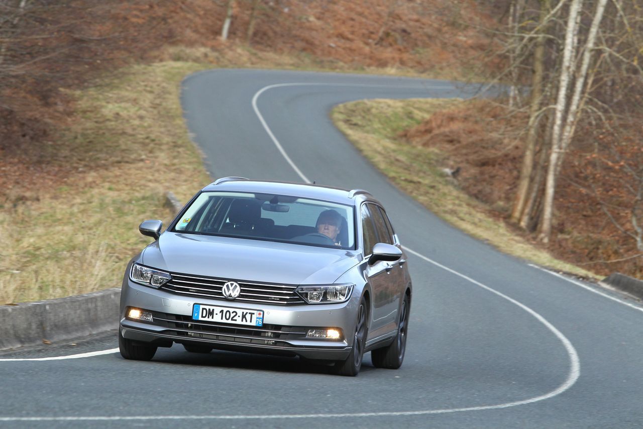 Test Volkswagen Passat SW TDI 150 : le break de l'année 2015 à l'essai