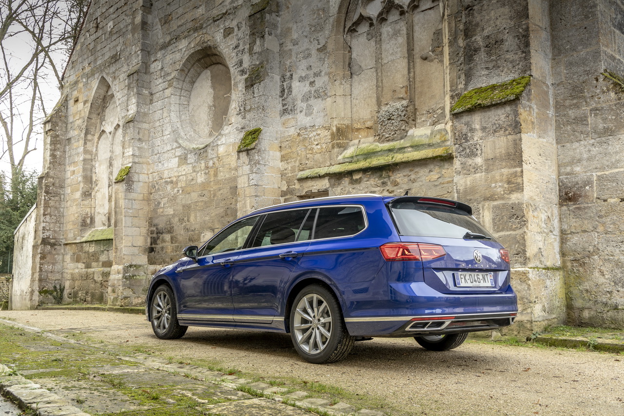 Photo 11 - passat break r line - VW Passat SW TDI 150 Evo : break sans ...