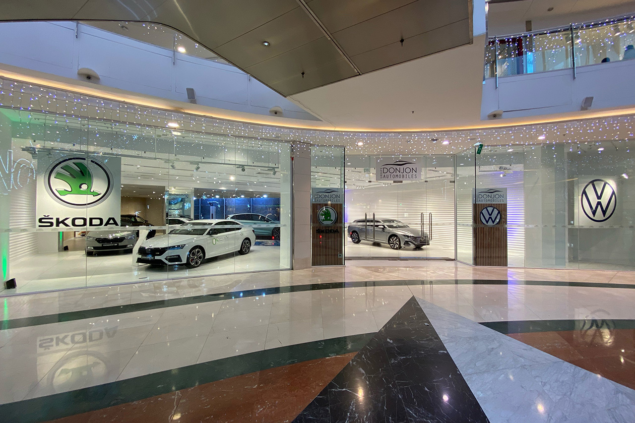 Des showrooms automobiles éphémères à Evry 2 et Val d'Europe