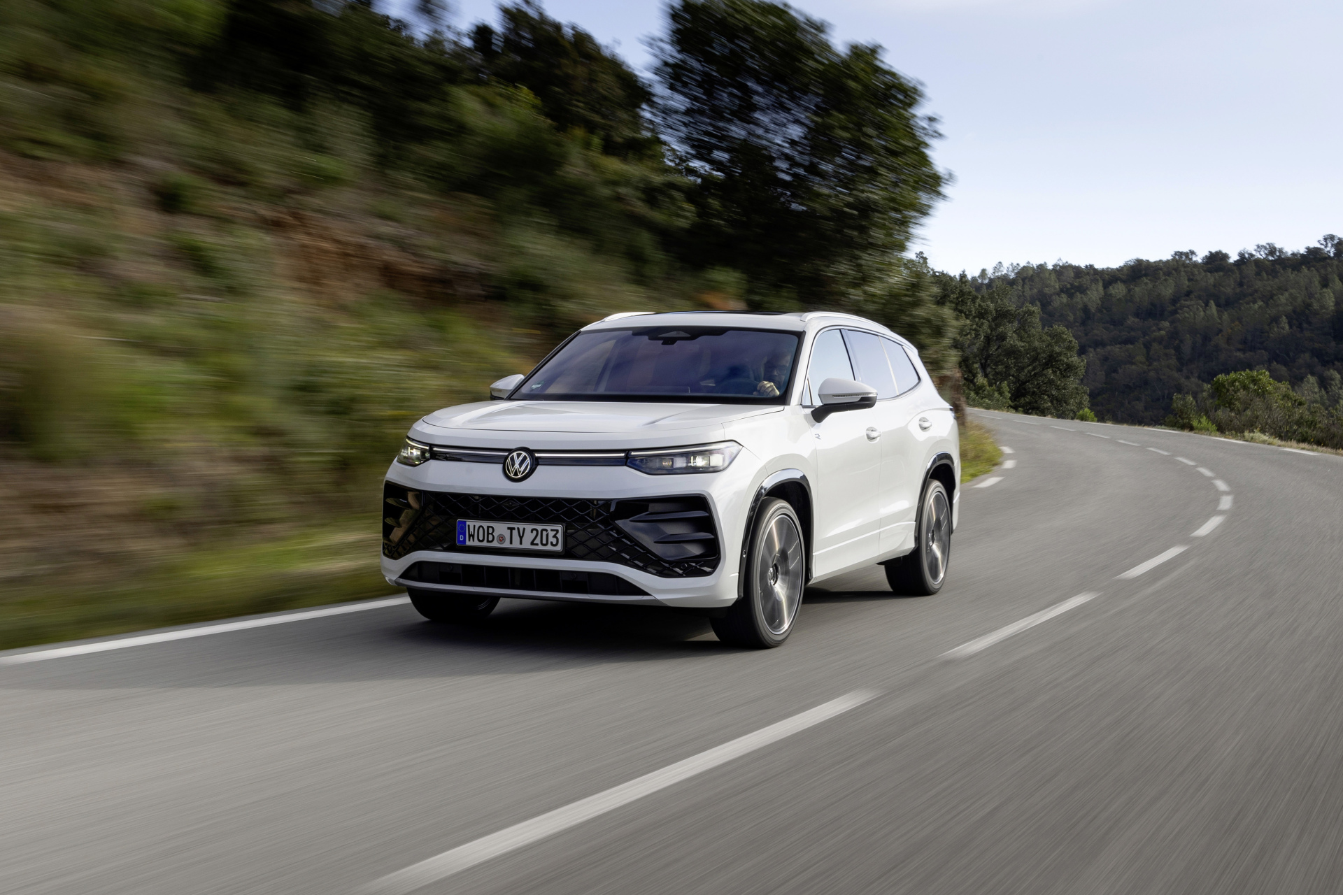 Volkswagen ID.3 (2024). Prix des versions GTX, GTX Performance, Pure ...