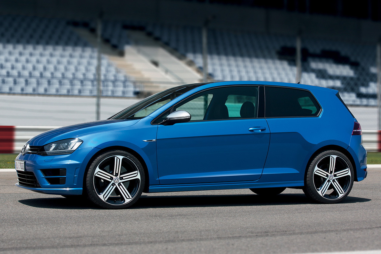 Photo 19 - Volkswagen Golf 7 R profil - La saga des Volkswagen Golf R