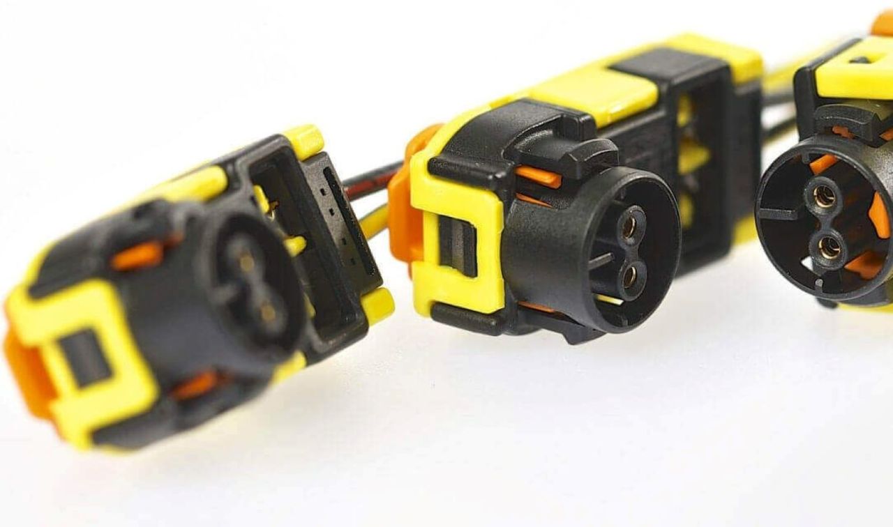 Photo 1 - yazaki câble électrique automobile - Câbles électriques. Des ...