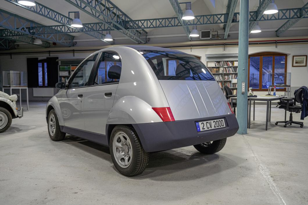 Citroën. Rencontre avec le mystérieux concept 2CV 2000…