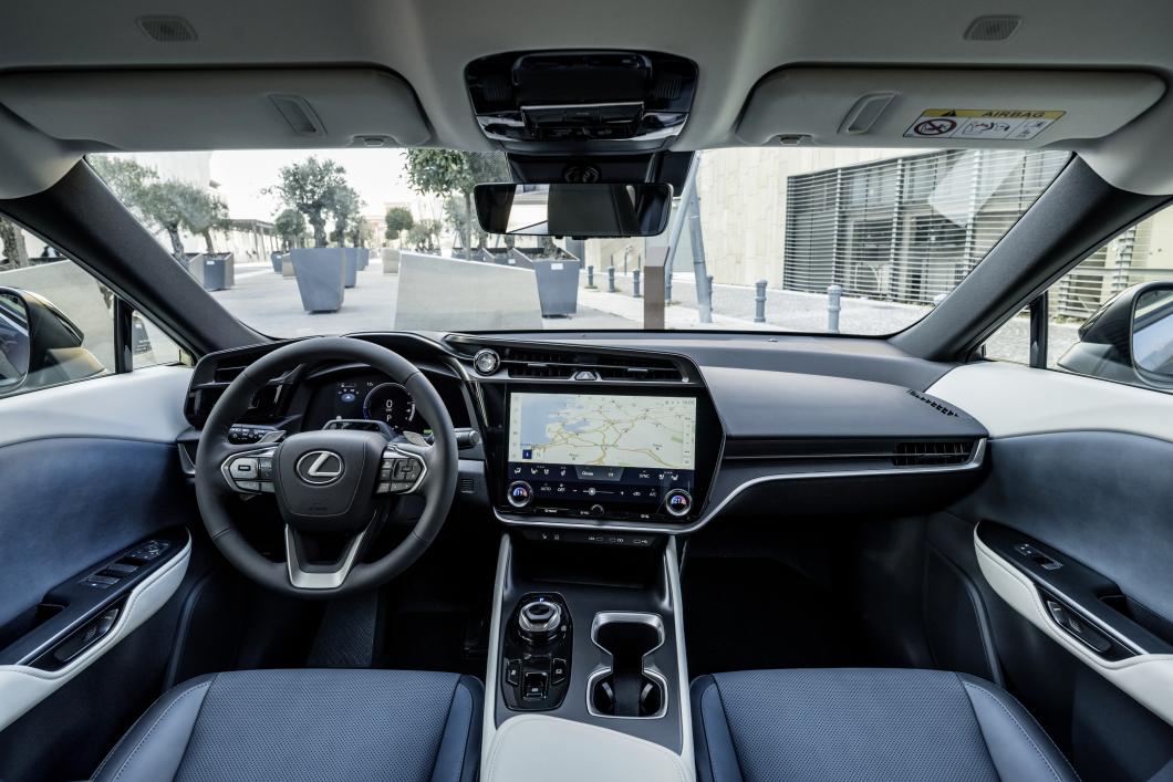 Essai Lexus RZ : j’ai testé son volant révolutionnaire