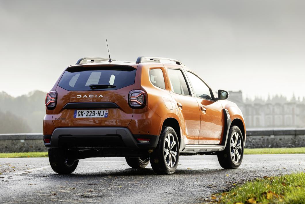Dacia Duster 3 (2024). Un prototype du SUV roumain totalement givré ...