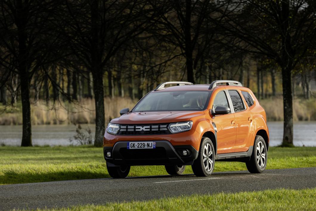 Dacia Duster 3 (2024). Un prototype du SUV roumain totalement givré ...