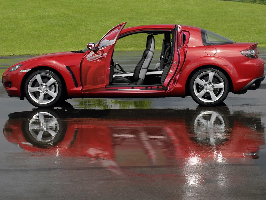 Mazda RX-8. Le coupé à moteur rotatif fête ses 20 ans en 2023