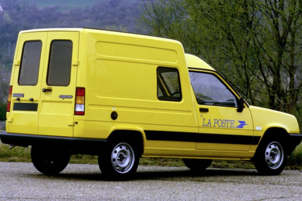 Les voitures électriques qui ont servi à La Poste depuis plus de 120 ans