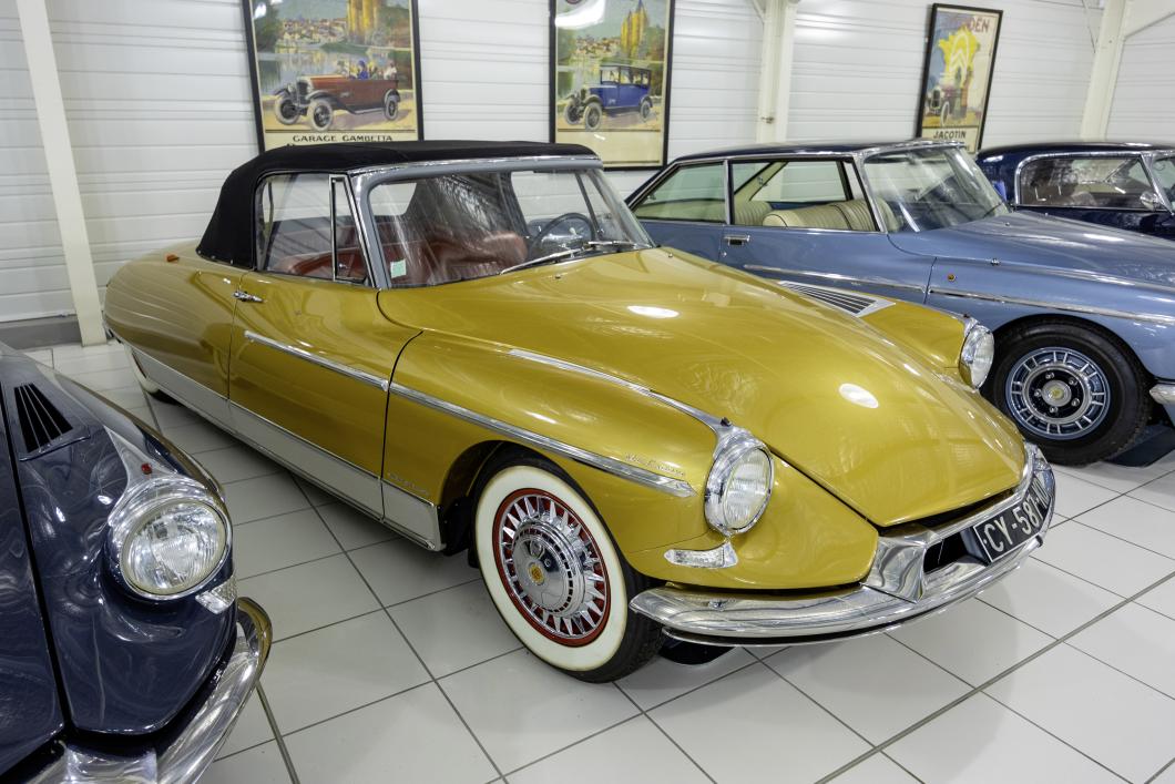 Un homme, une collection. Les DS Chapron et autres Citroën rares d'Eric