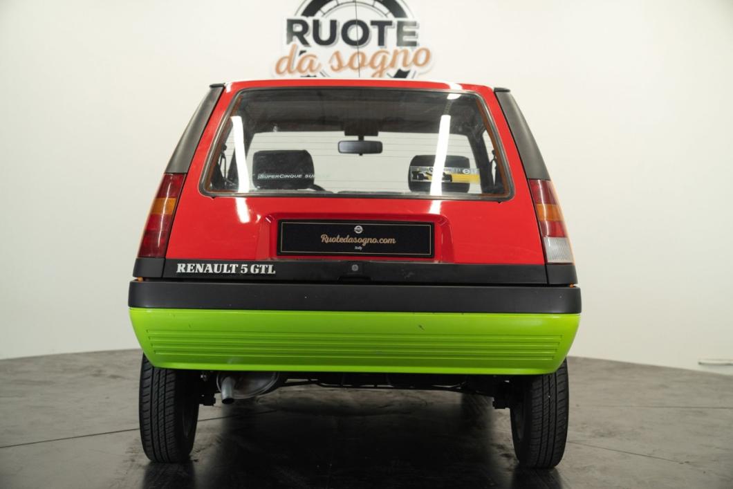 Renault Super 5 Ettore Sottsass. La citadine multicolore oubliée