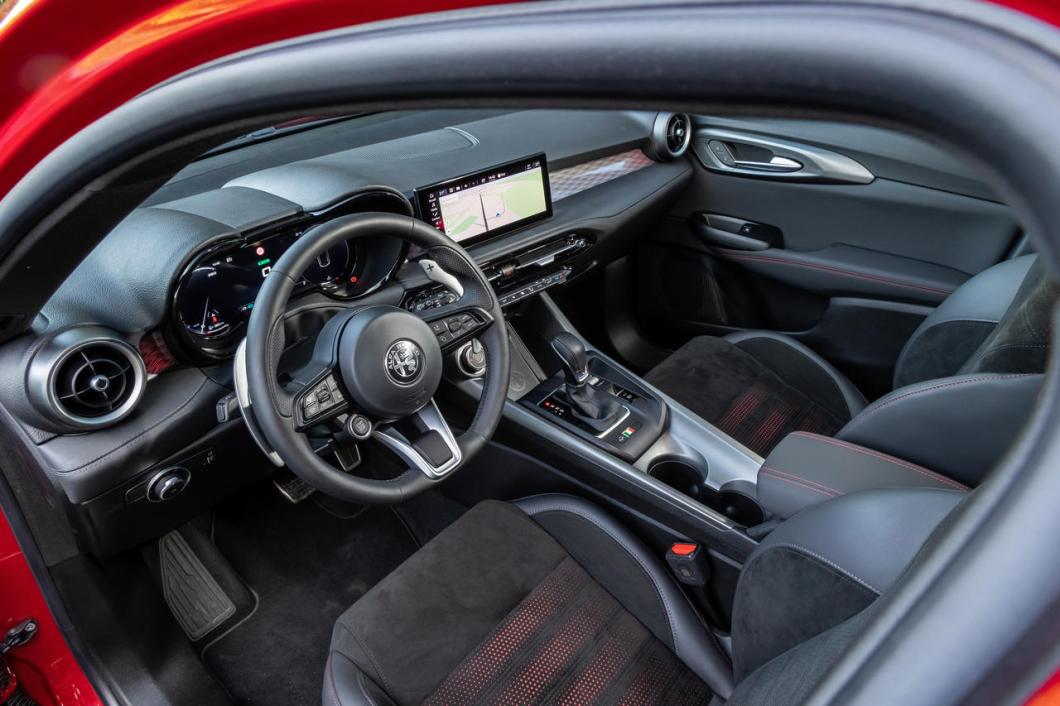 Essai Alfa Romeo Tonale 1.5 Hybrid 130 : que vaut l'essence premier prix