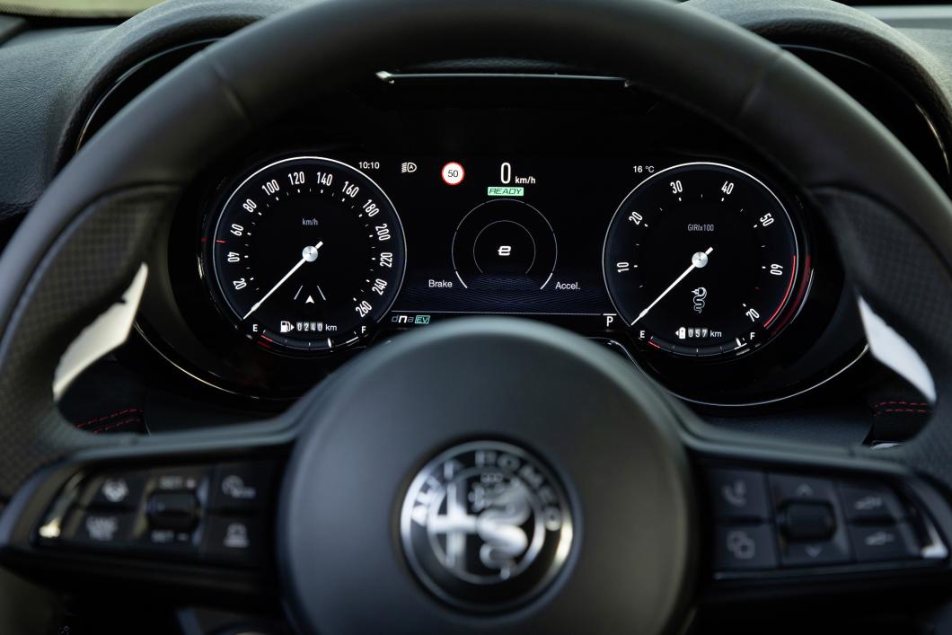 Essai Alfa Romeo Tonale Q4 : le premier hybride rechargeable de la marque