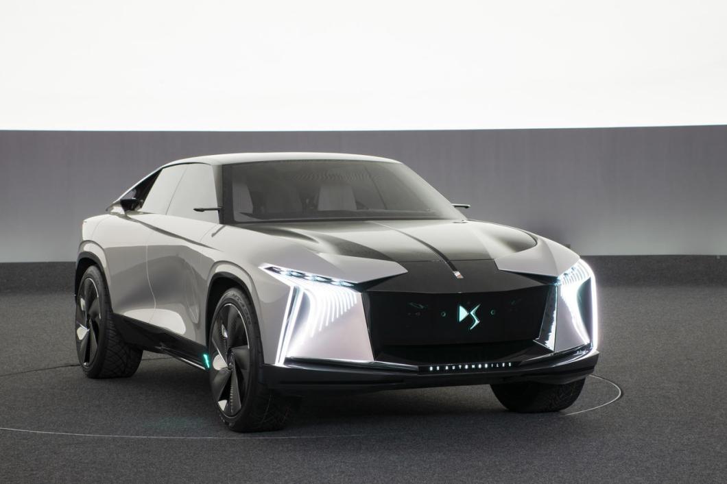 DS 8 (2024). Style et performances du SUV-coupé électrique se précisent